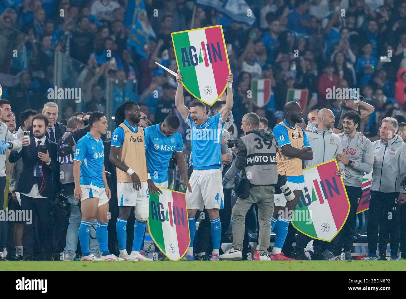 Naples, Italy. 23rd May, 2025. Players of SSC Napoli celebrate the ...