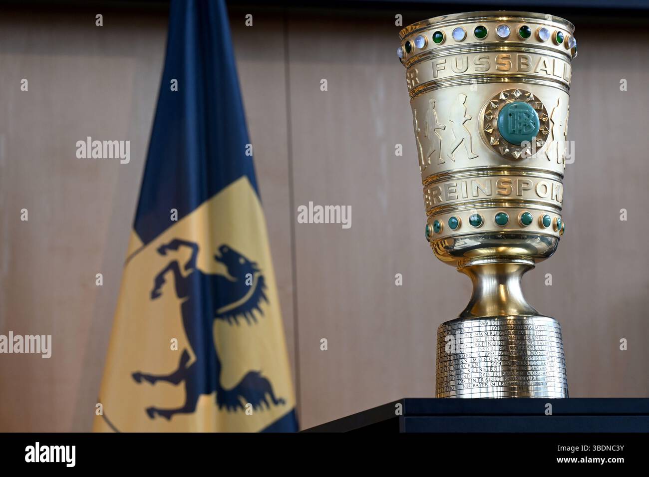 Stuttgart, Germany. 25th May, 2025. Soccer: DFB Cup, Arminia Bielefeld - VfB Stuttgart, after ...