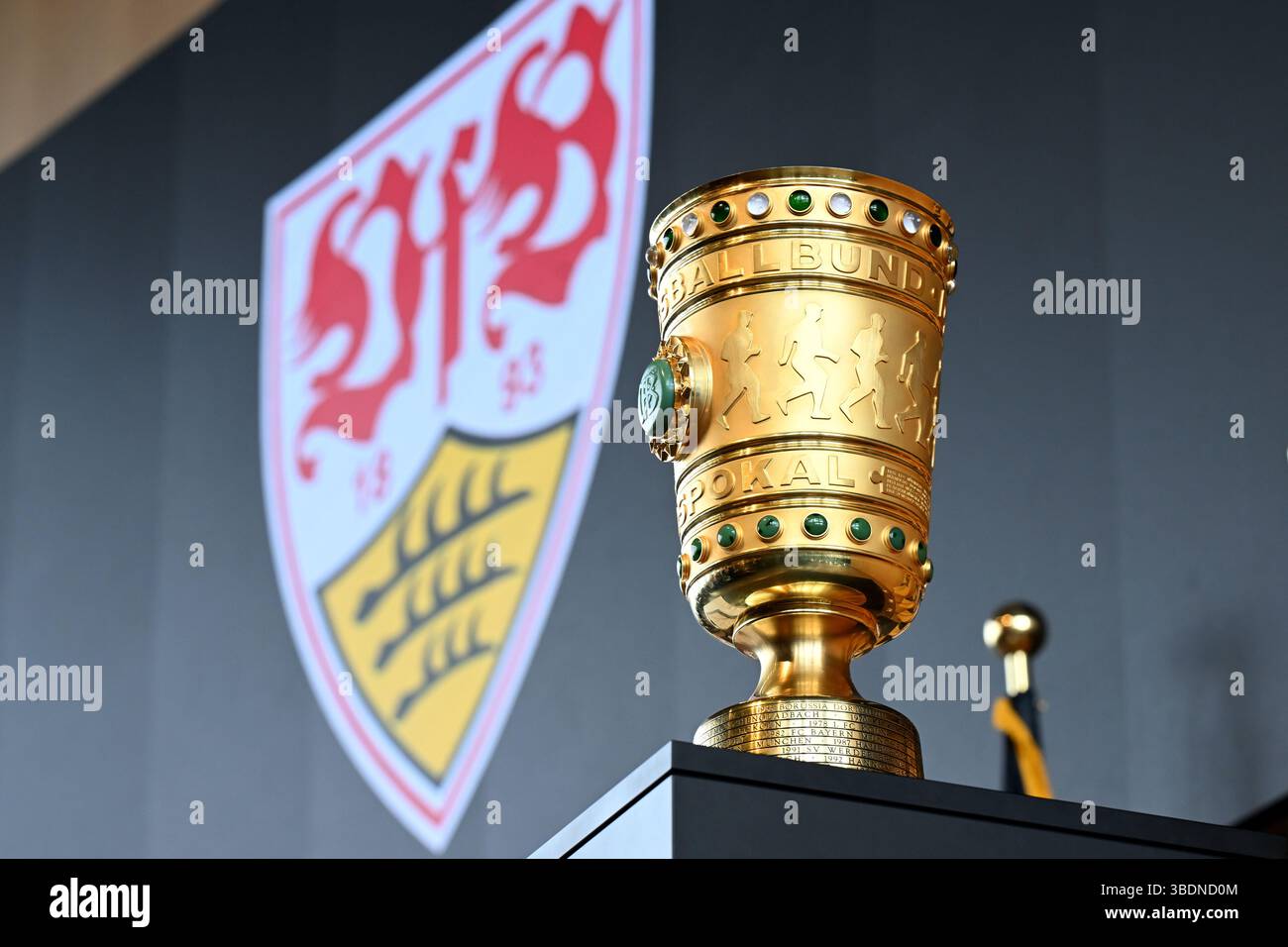 Stuttgart, Germany. 25th May, 2025. Soccer: DFB Cup, Arminia Bielefeld - VfB Stuttgart, after ...