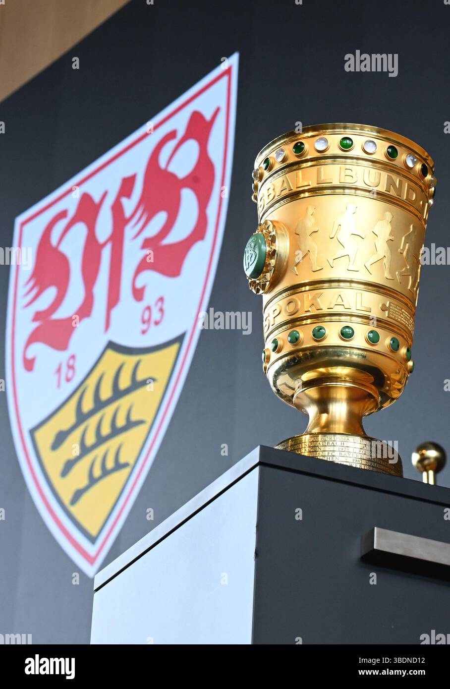 Stuttgart, Germany. 25th May, 2025. Soccer: DFB Cup, Arminia Bielefeld - VfB Stuttgart, after ...