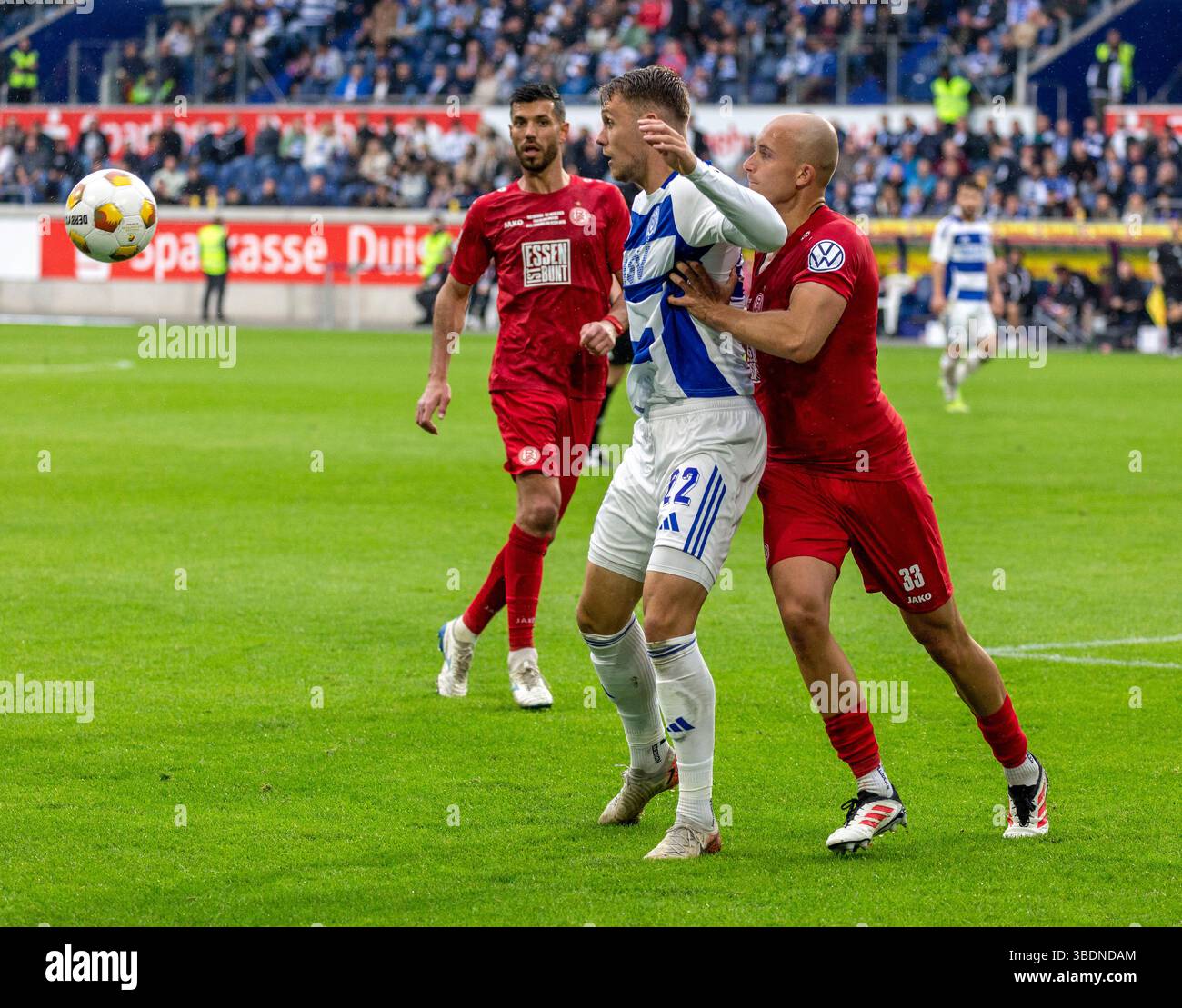 Rot weiss essen gjasula hi-res stock photography and images - Alamy