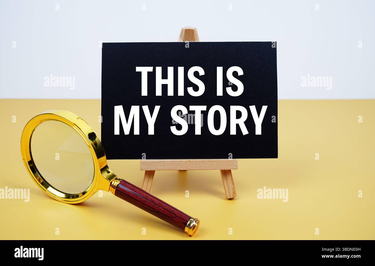 Truth word with magnifying glass hi-res stock photography and images ...