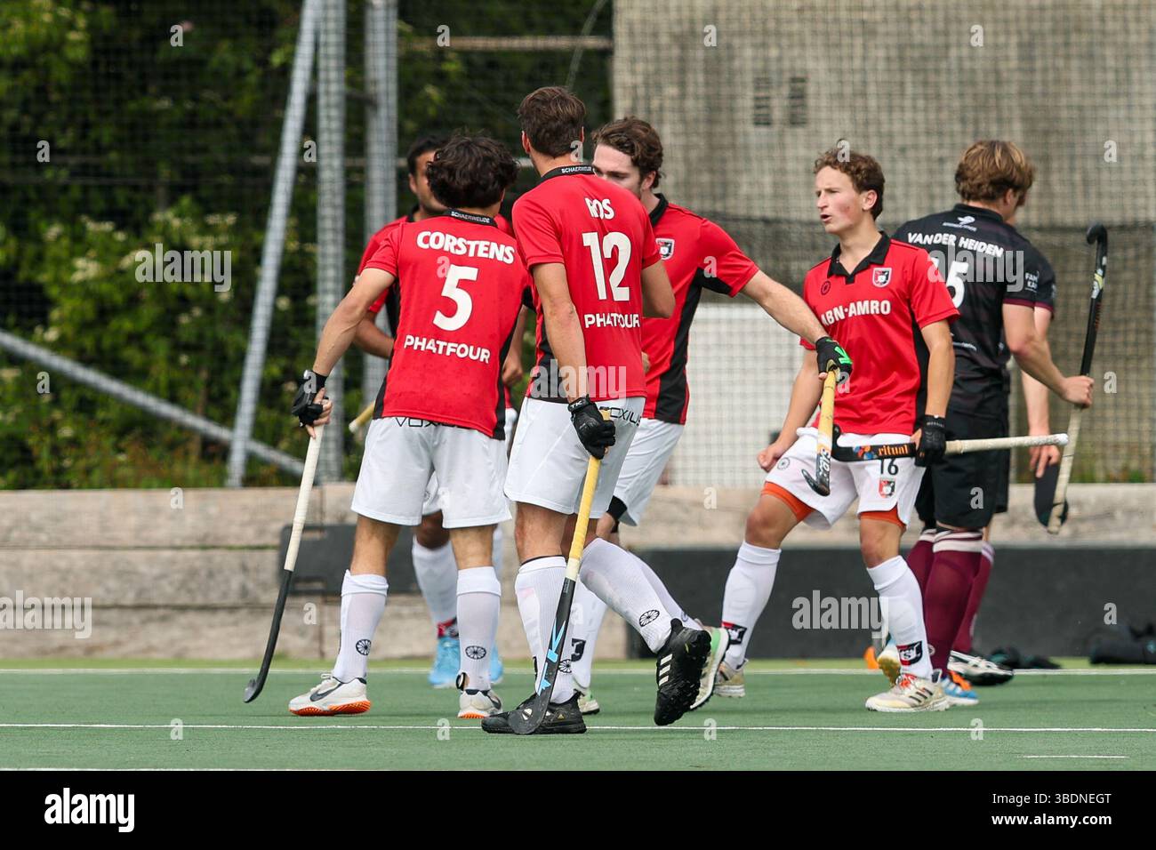 OEGSTGEEST, THE NETHERLANDS - MAY 25: Daan Ros of Schaerweijde H1 ...