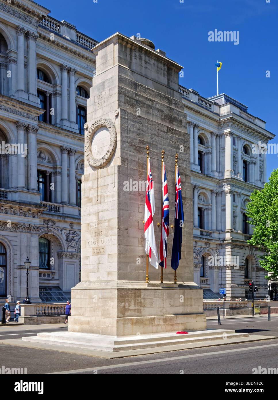 Cenotaph whitehall westminster city hi-res stock photography and images ...