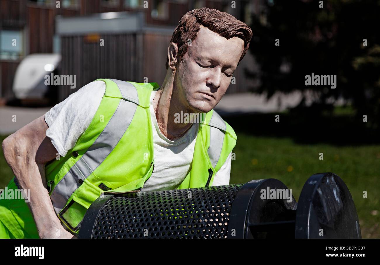 High visibility vest detailed hi-res stock photography and images - Alamy