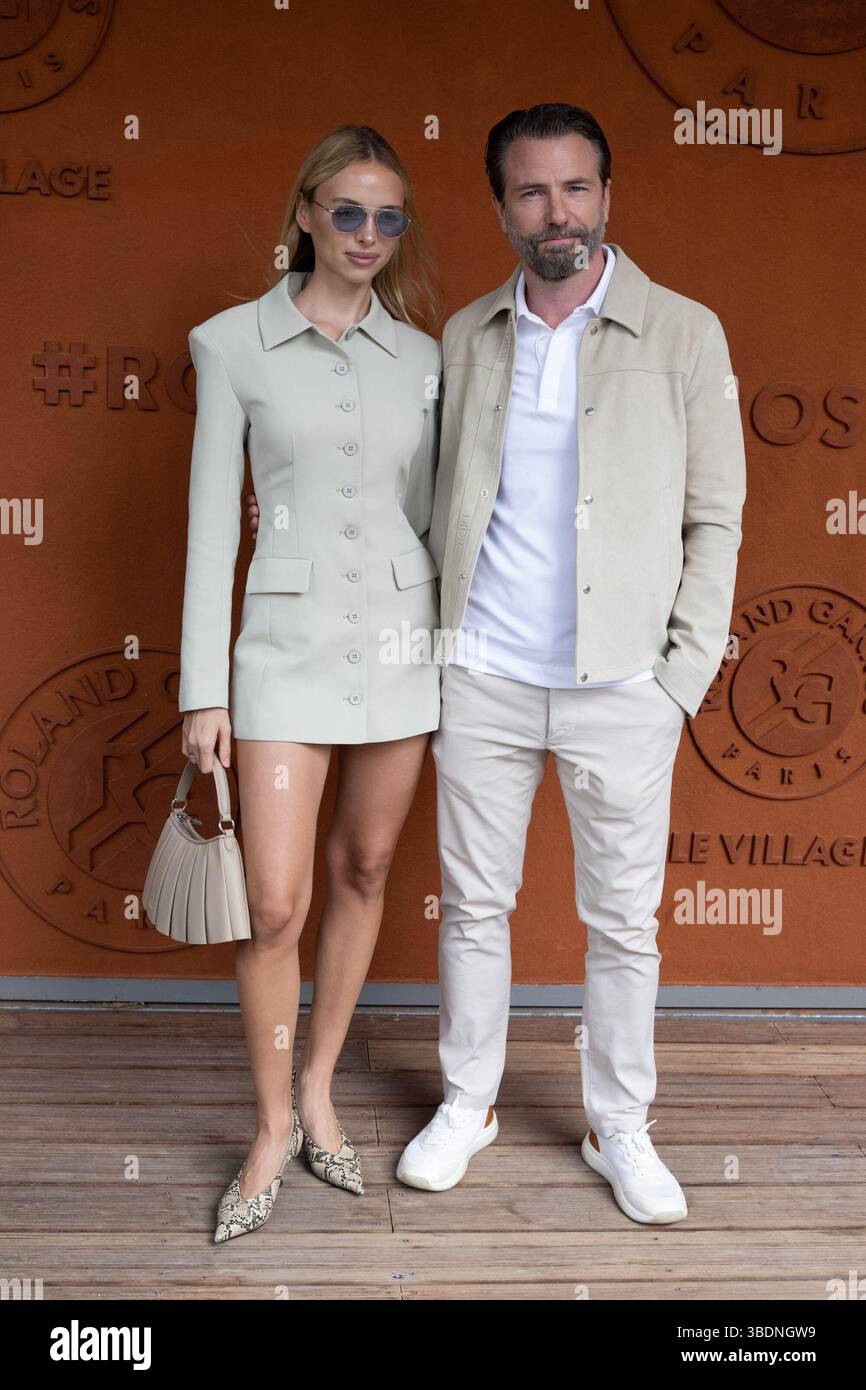 Paris, France. 25th May, 2025. Marie-Lou Nurk and Ronan Lebraut take a ...