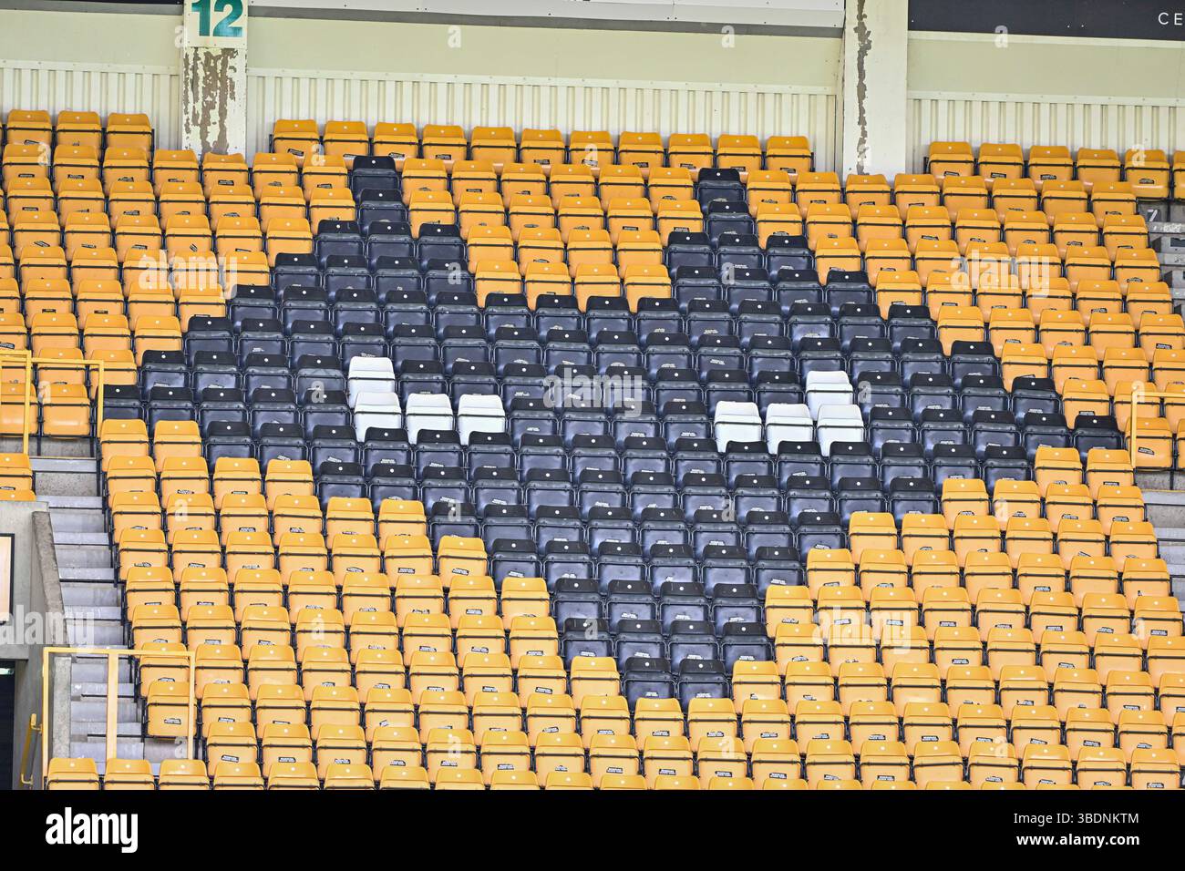 Wolverhampton, West Midlands, UK. Wolverhampton, UK. 25th May 2025 ...