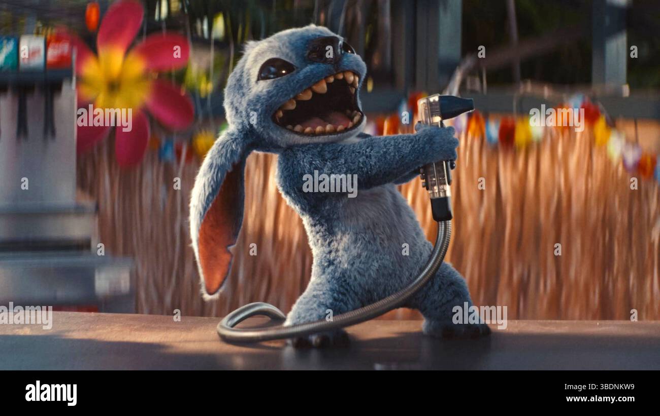 Lilo and stitch 2025 hi-res stock photography and images - Alamy