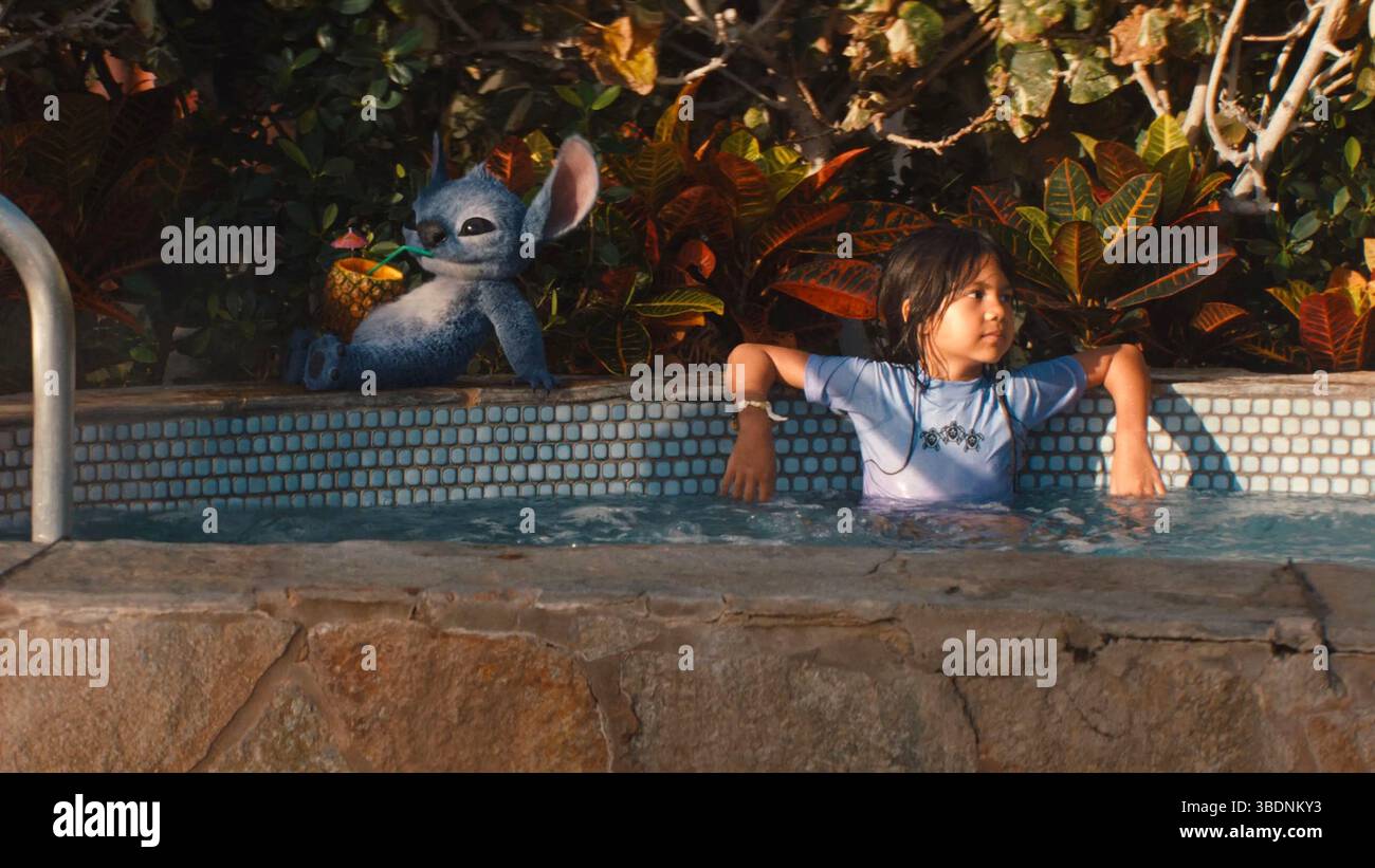 Lilo and stitch 2025 hi-res stock photography and images - Alamy