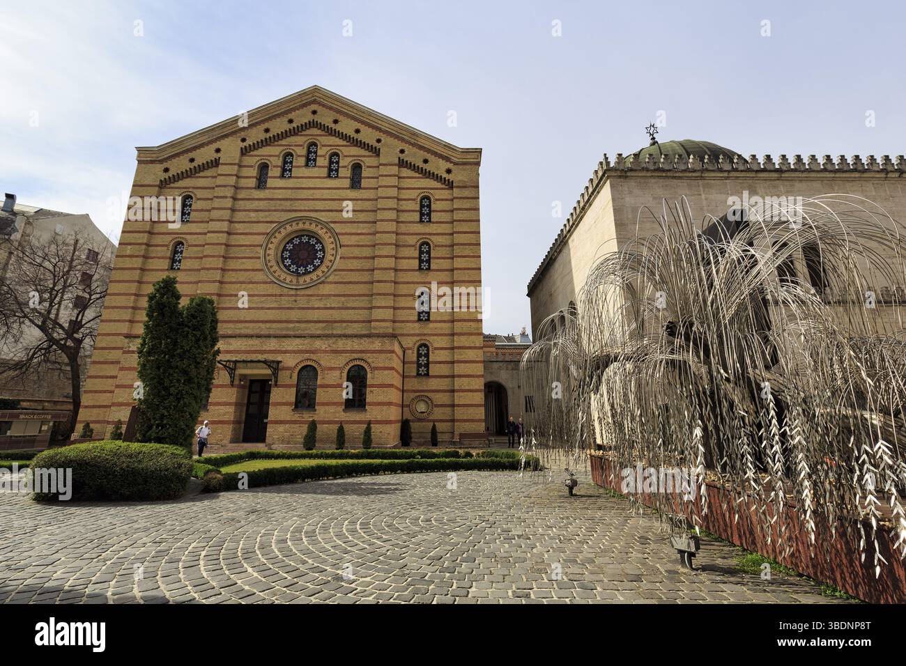 Tree of Life, Emanuel Tree, Great Synagogue, Nagy Zsinagoga, Garden ...