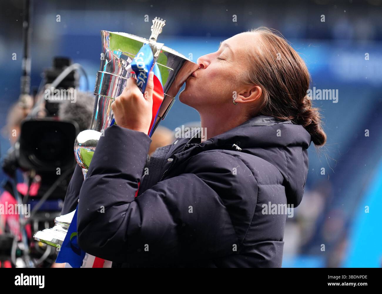 Rangers manager Jo Potter with the trophy following the Scottish Gas ...