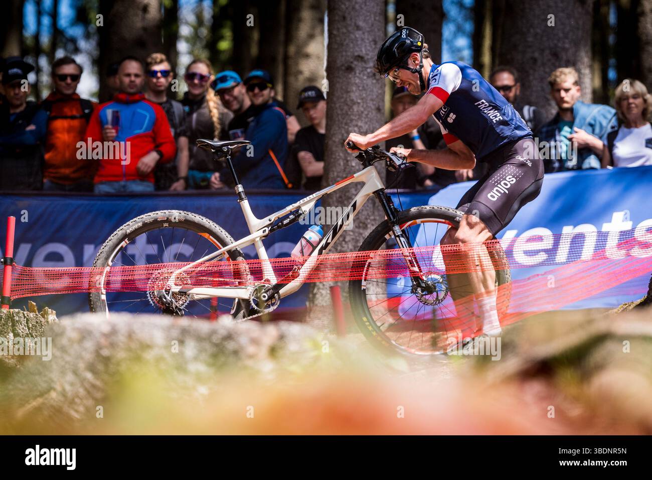 Loan Cheneval of France during the Mountain bike cross country Men ...