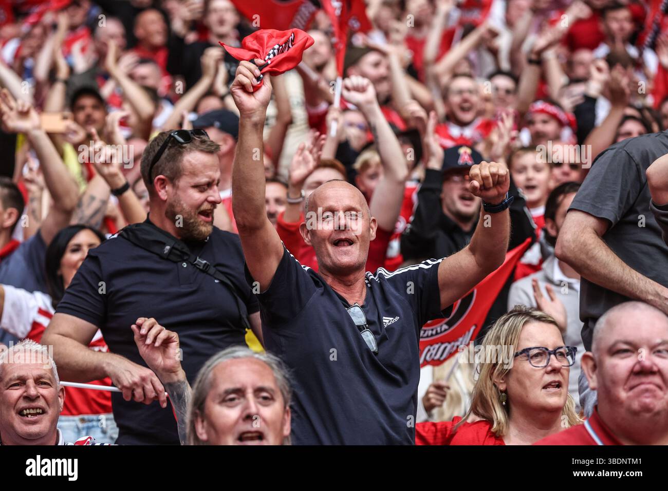 Charlton fans celebrate winning the playoff final during the Sky Bet ...