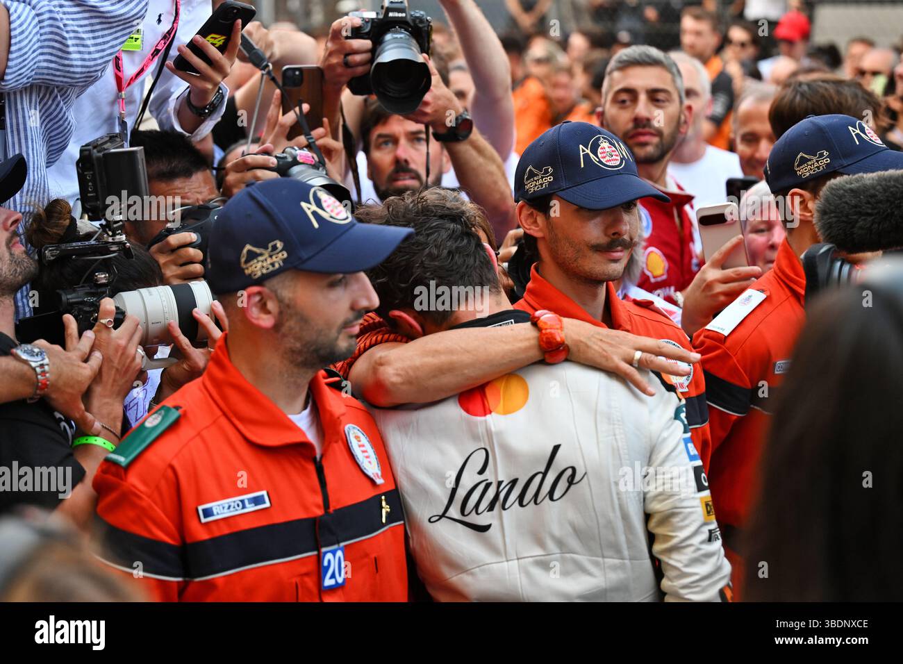 Race winner Lando Norris (GBR) McLaren celebrates with his mother Cisca ...