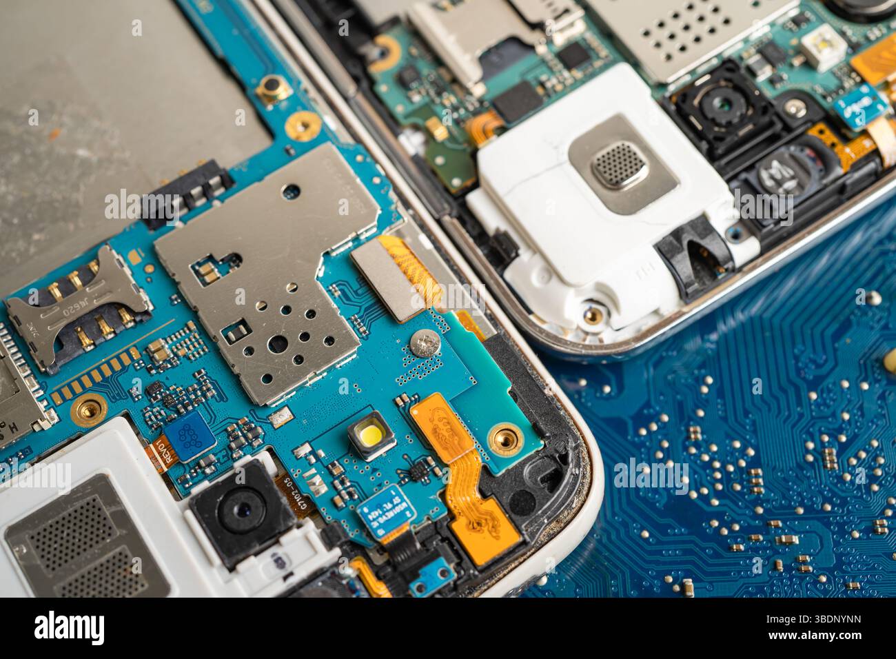Repairing and upgrade mobile phone, electronic, computer hardware and ...