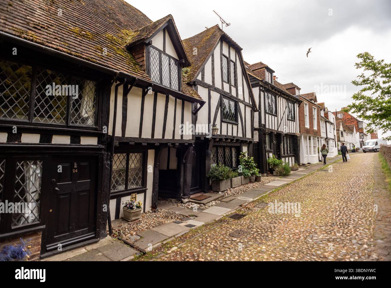 Rye, May 22nd 2025: Church Square Stock Photo - Alamy