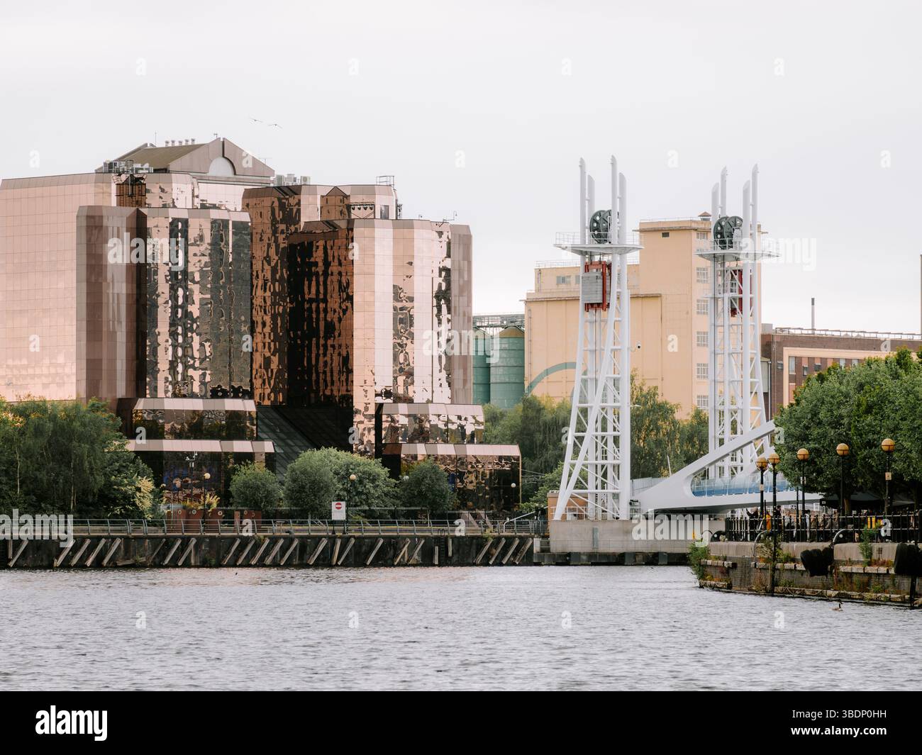Salford, Manchester, UK, 05-24-2025: Modern riverside architecture with ...