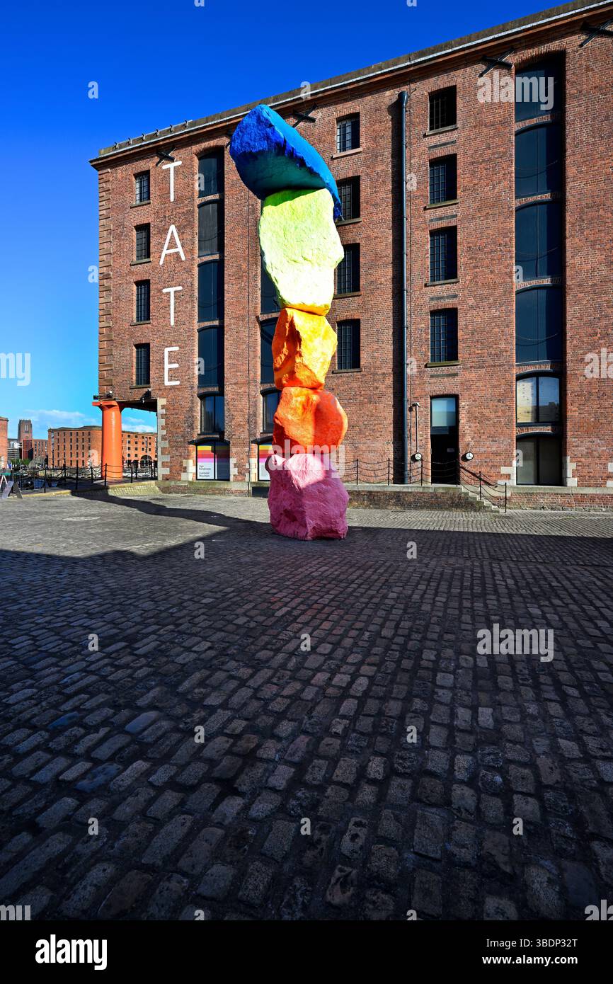 The Tate Modern Liverpool Stock Photo - Alamy