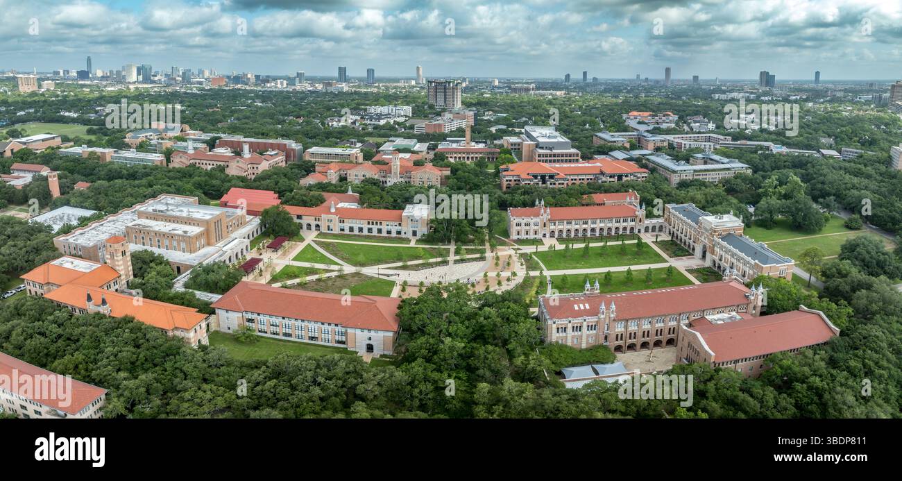 Aerial view of Rice University in Houston Texas, Fondren library ...