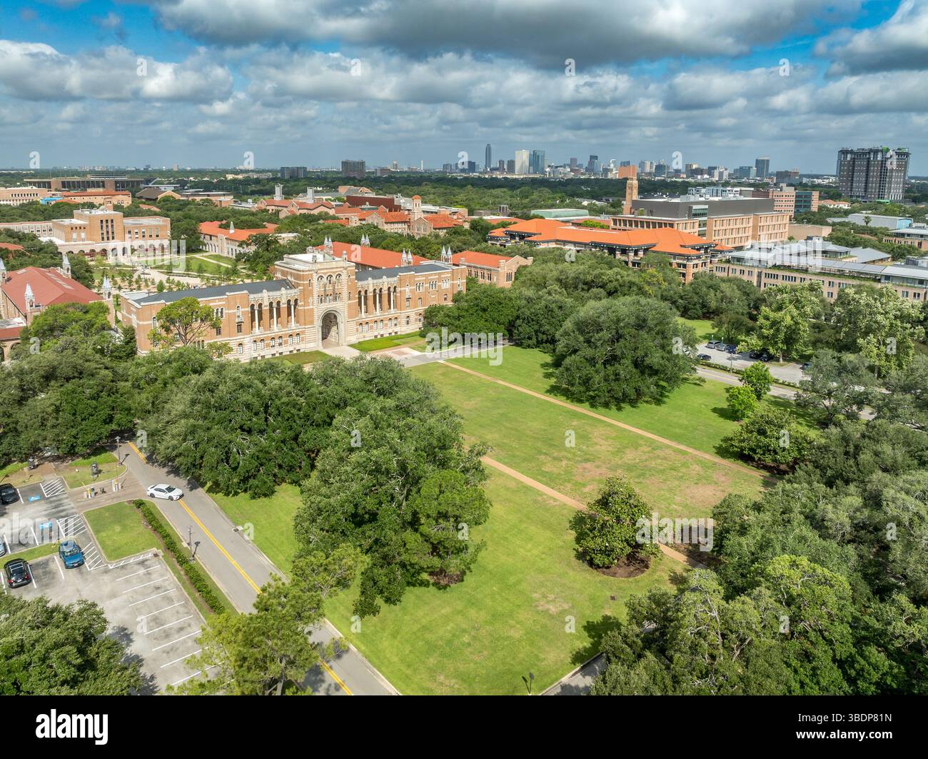 Aerial view of Rice University in Houston Texas, Fondren library ...
