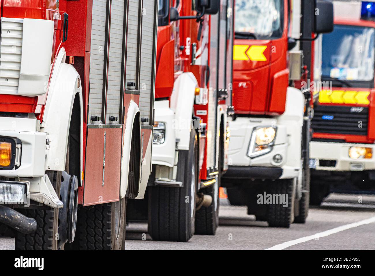 Large-scale disaster response exercise by the fire brigade focusing on ...