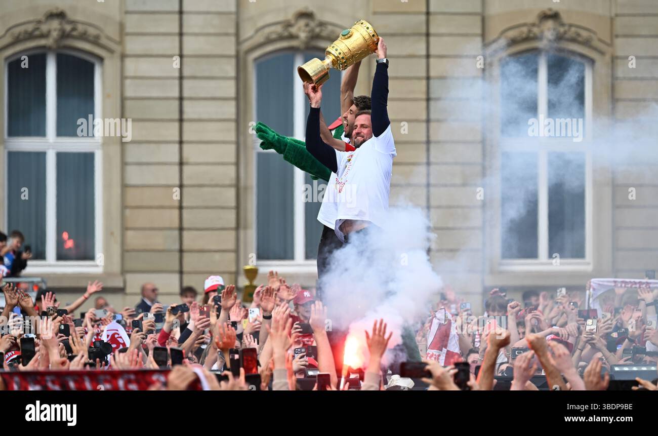 Stuttgart, Germany. 25th May, 2025. Soccer: DFB Cup, Arminia Bielefeld - VfB Stuttgart, after ...