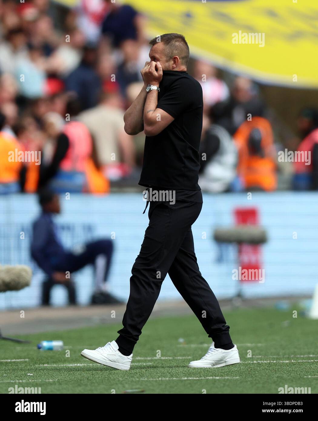 Charlton Athletic manager Nathan Jones during the Sky Bet League One ...
