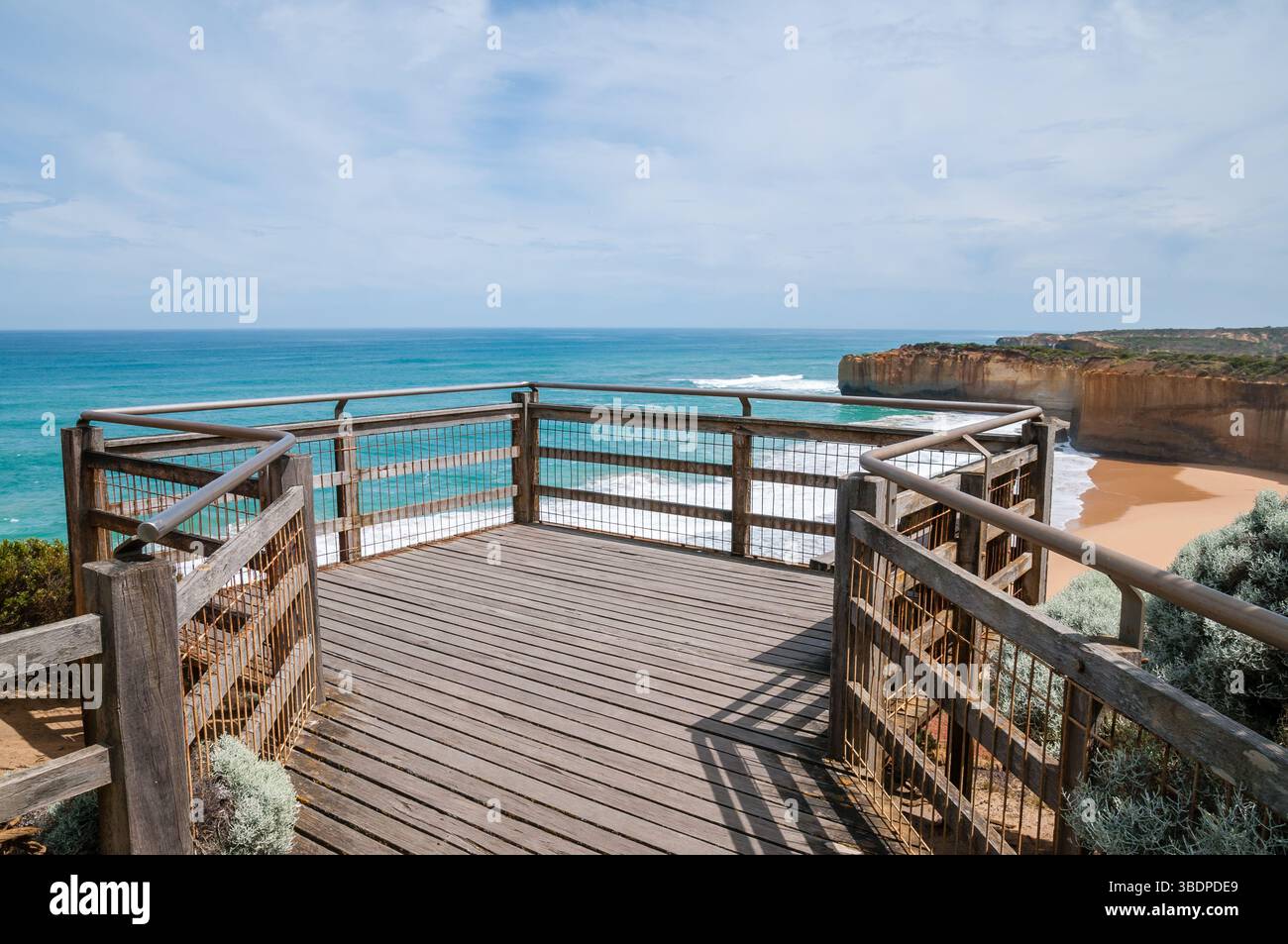 The London Bridge lookout, Great Ocean Road, Australia Stock Photo - Alamy
