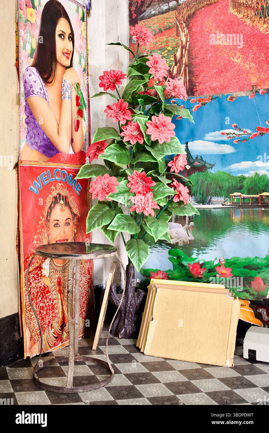 Aspirational backdrop hi-res stock photography and images - Alamy