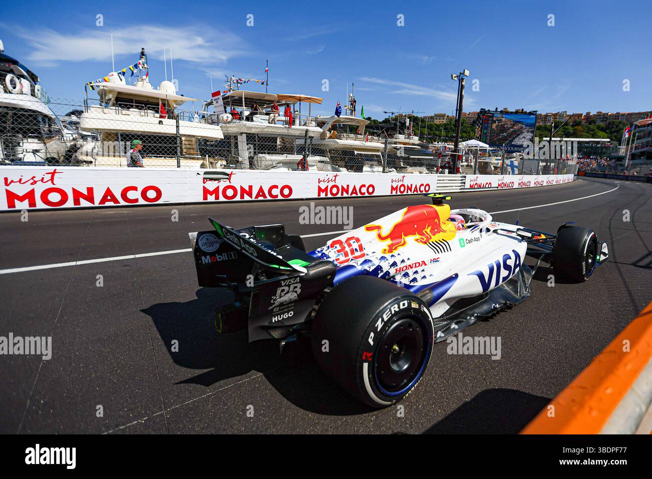 Liam Lawson (NZL) - Visa Cash App RB F1 Team - RB VCARB02 - Honda RBPT ...