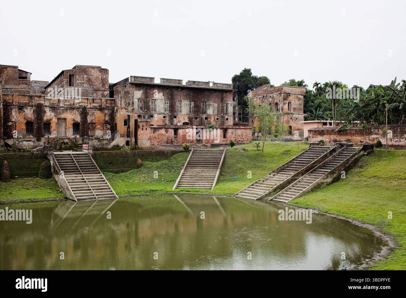 Pukur bangladesh hi-res stock photography and images - Alamy