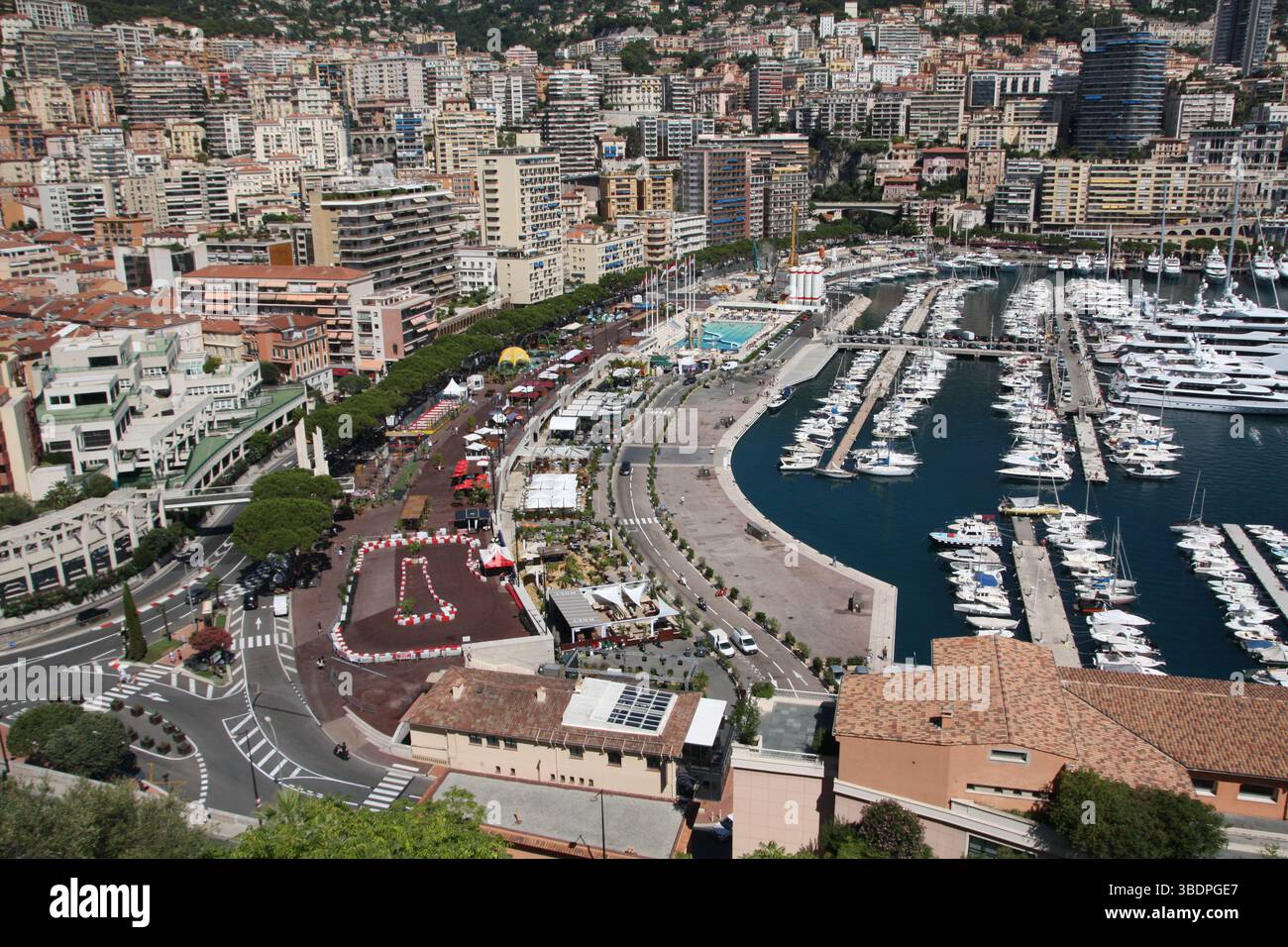 Monaco Grand Prix circuit start finish boxes pit lane area Stock Photo ...