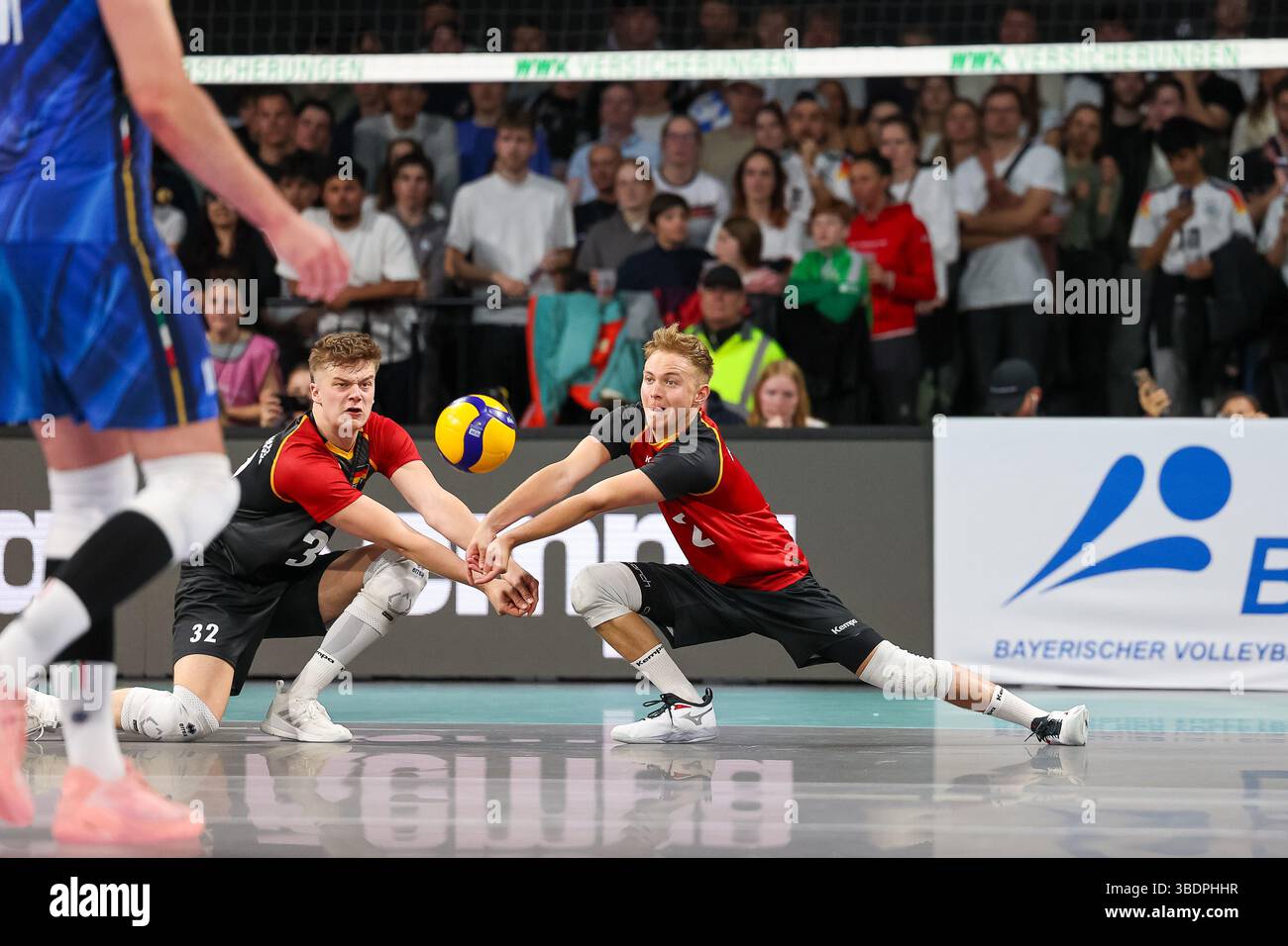 Muenchen, Deutschland. 25th May, 2025. Leonard Graven (Deutschland, #02 ...