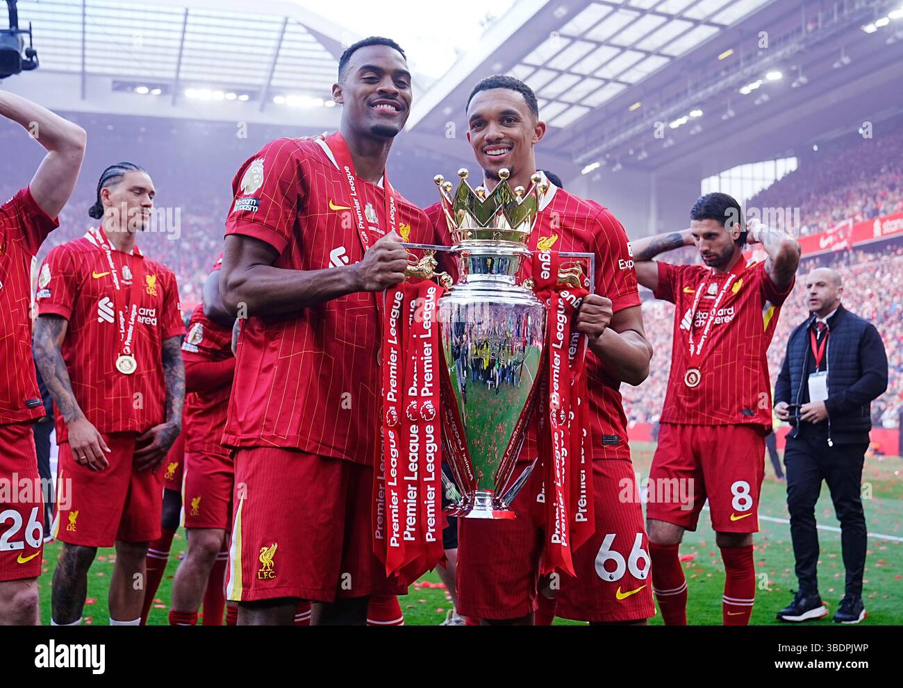 Liverpool's Trent Alexander-Arnold (right) and Ryan Gravenberch ...