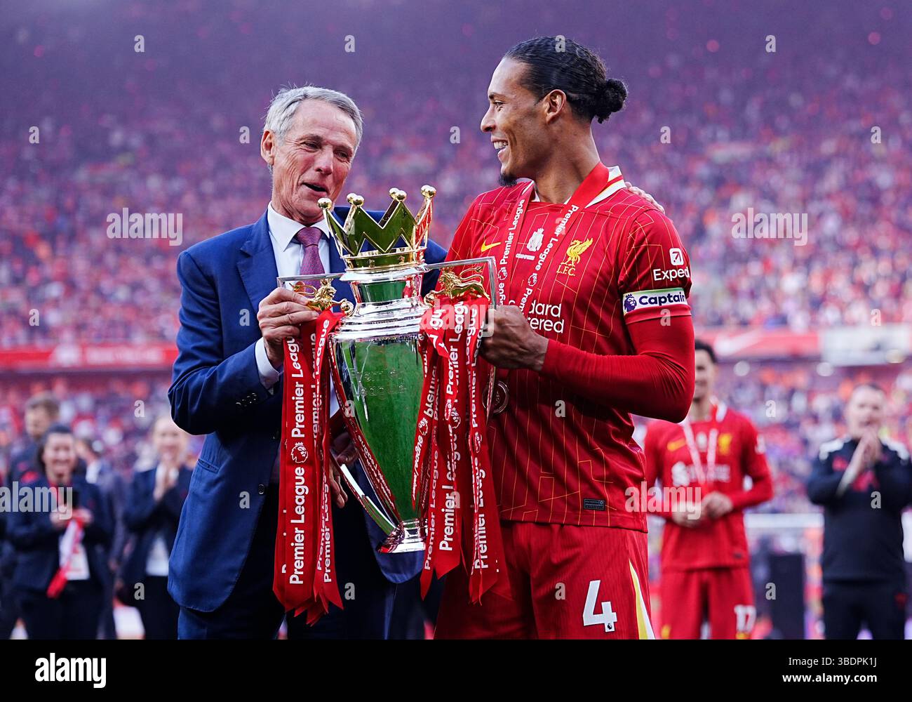 Liverpool's Virgil van Dijk and former Liverpool legend Alan Hansen ...
