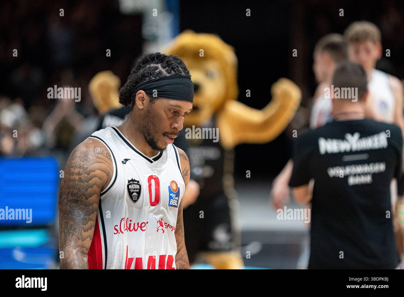 Braunschweig, Deutschland. 25th May, 2025. Mike Lewis II (Nr. 0 ...