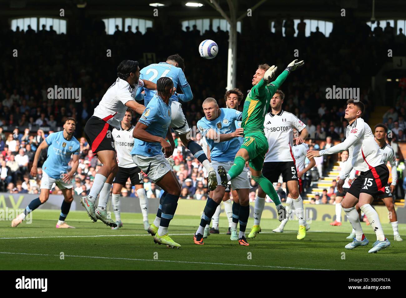 Craven Cottage, Fulham, London, UK. 25th May, 2025. Premier League ...