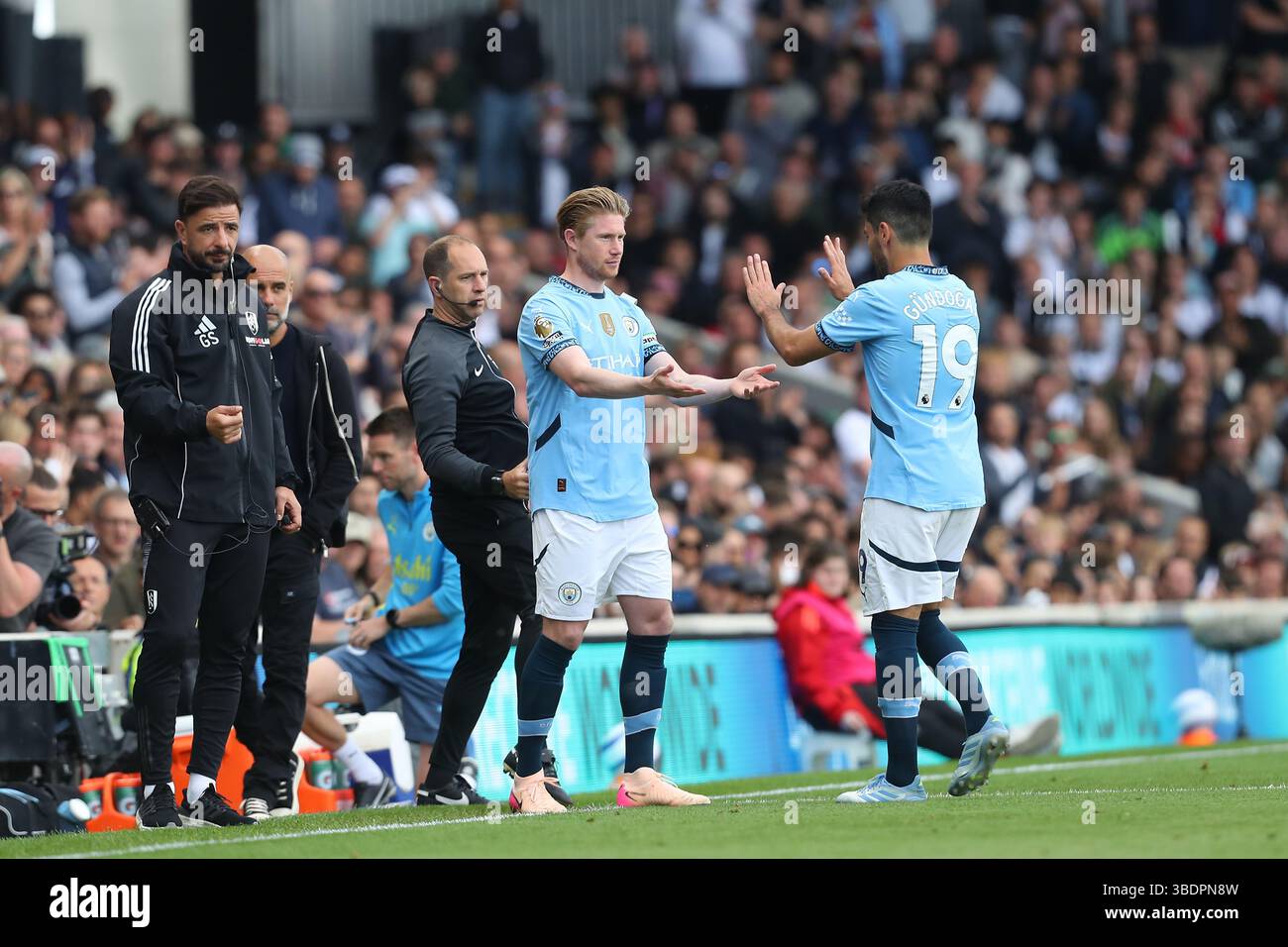 Craven Cottage, Fulham, London, UK. 25th May, 2025. Premier League Football, Fulham versus ...