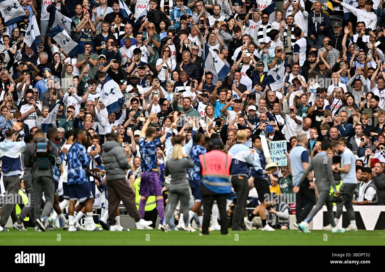 London, UK. 25th May, 2025. The Spurs players parade the UEFA Europa ...