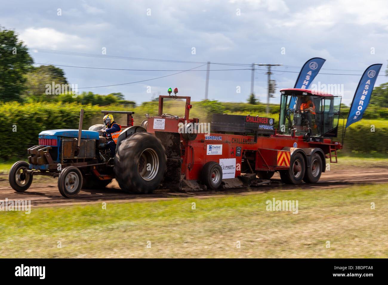 Sandbach, UK. 25th May, 2025. Smallwood Vintage Rally held near ...