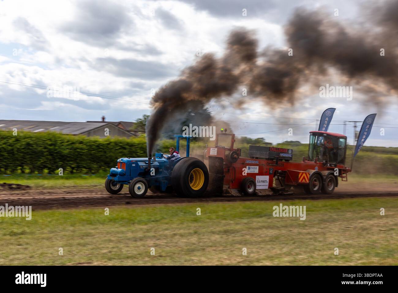 Sandbach, UK. 25th May, 2025. Smallwood Vintage Rally held near ...