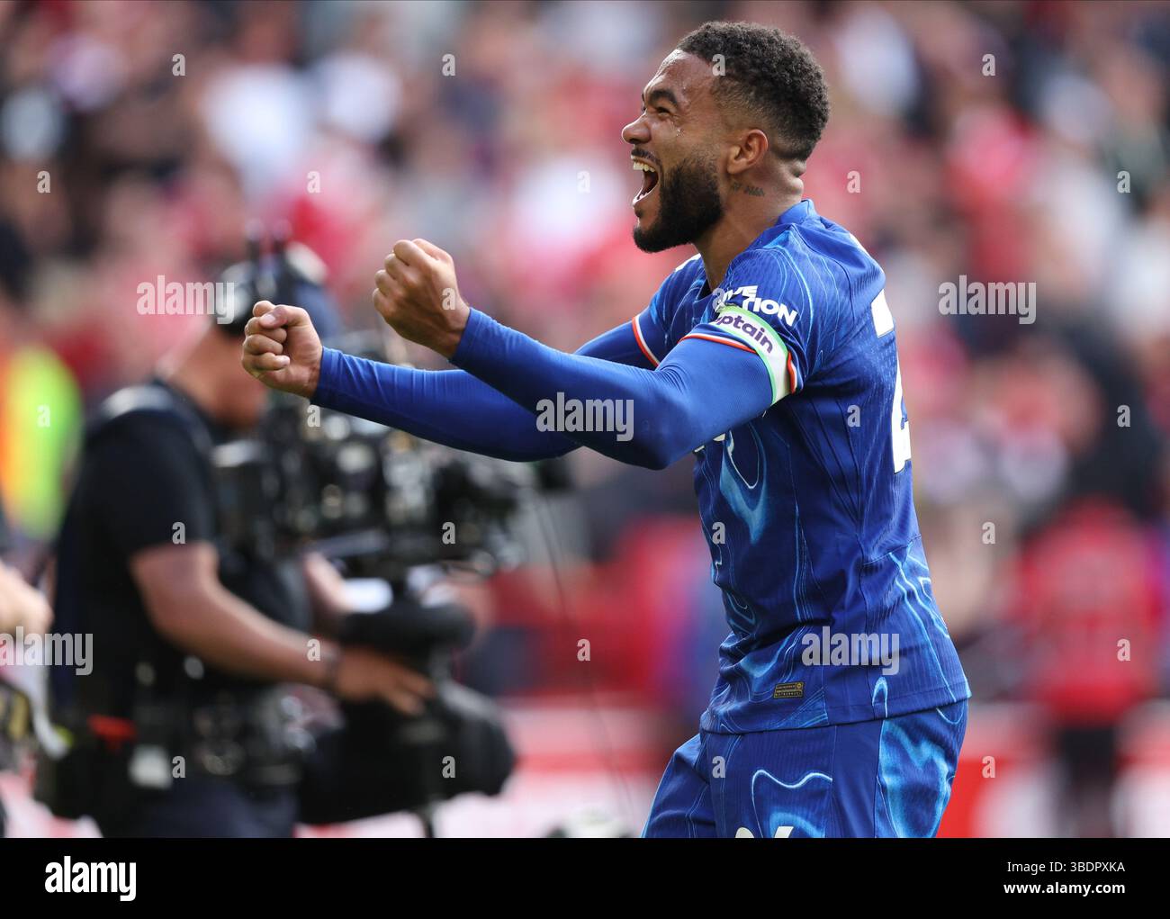 Chelsea premier league nottingham hi-res stock photography and images ...