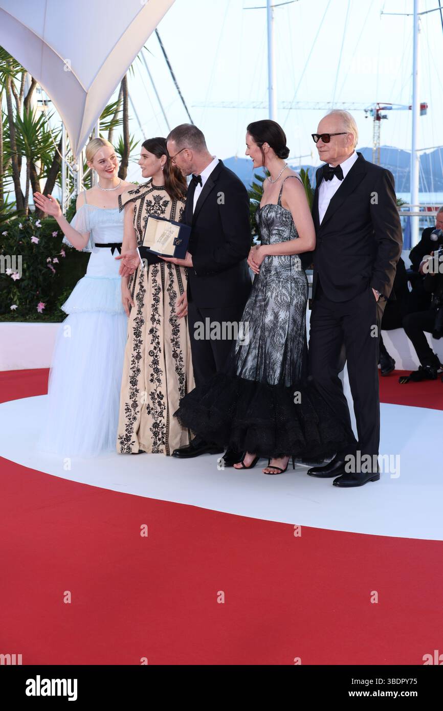 Elle Fanning, Inga Ibsdotter Lilleaas, Joachim Trier, Renate Reinsve and Stellan Skarsgård pose ...