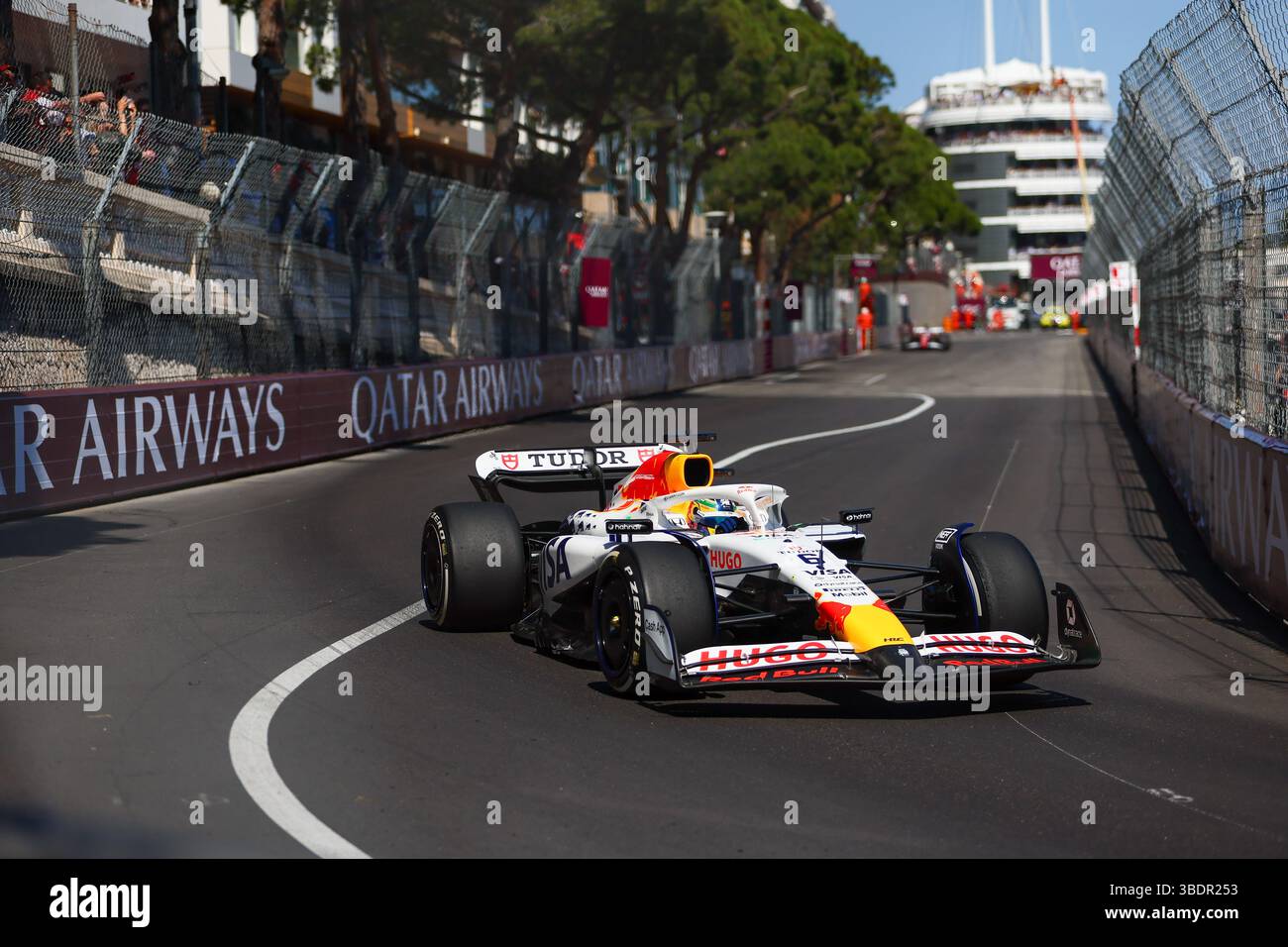 Isaac Hadjar (FRA) Visa Cash App RB F1 Team - Raceday Formula 1 Tag ...