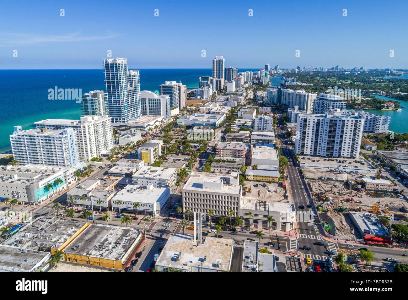Mid century architecture collins avenue neighborhood hi-res stock ...