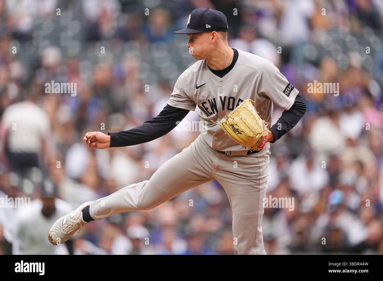 New York Yankees starting pitcher Will Warren works against the ...