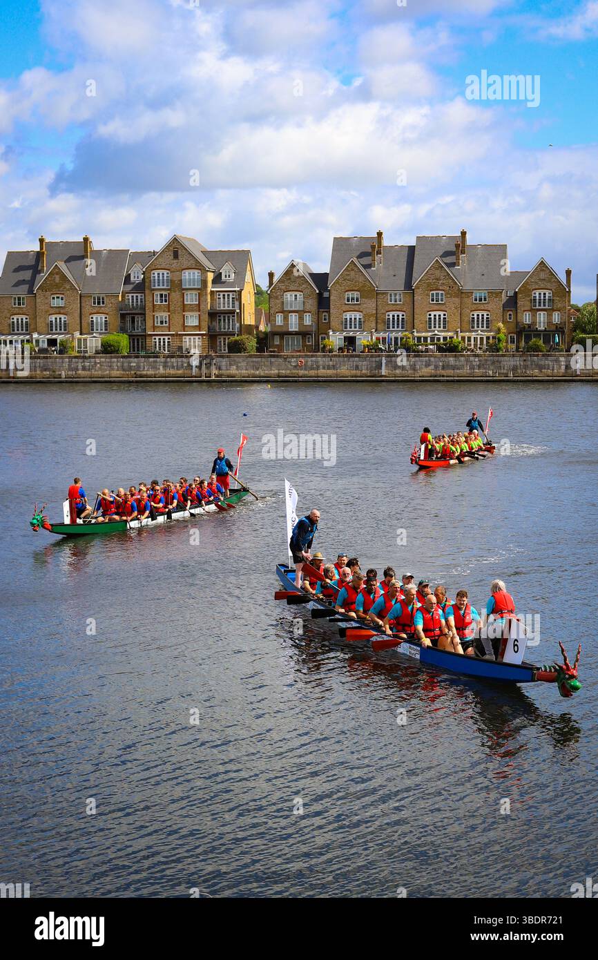 Medway Sunlight Rotary Club annual Dragon Boat and Food Festival at ...