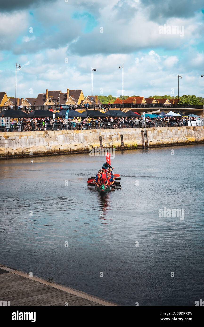 Medway Sunlight Rotary Club annual Dragon Boat and Food Festival at ...