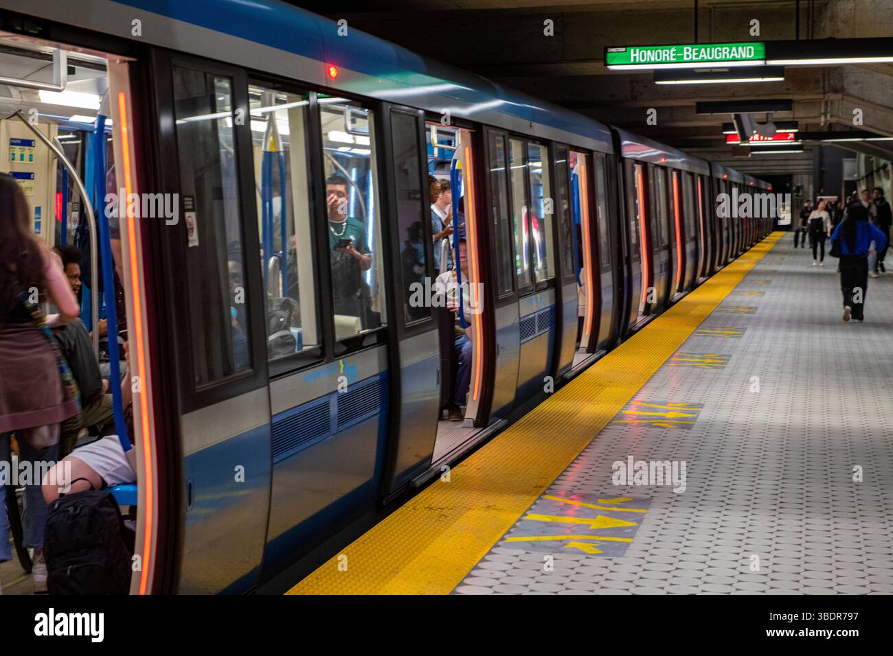 The Montreal metro train system Stock Photo - Alamy