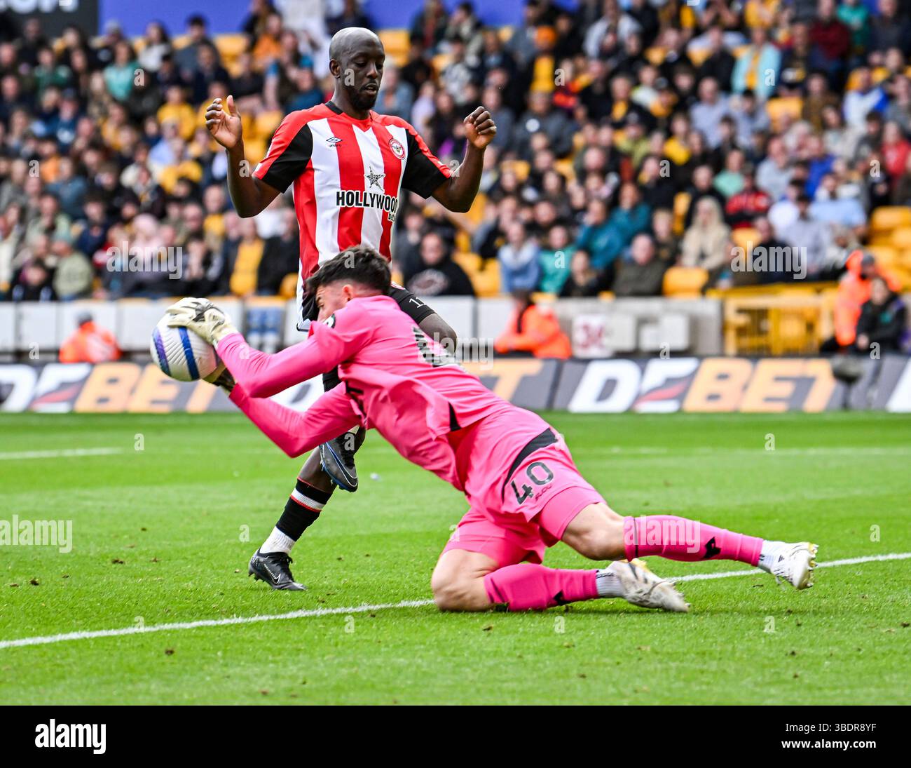 Wolverhampton, West Midlands, UK. 25th May 2025; Molineux Stadium ...